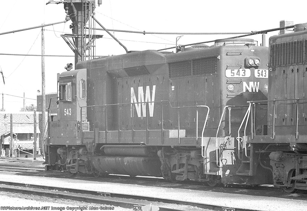 N&W GP-30 543